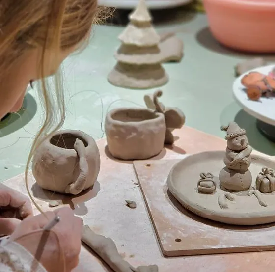 Ceramics Classes – Oliver Art Center